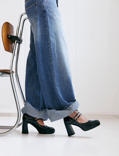 Billi Bi Pumps (Black Patent) – 899.70 kr – Booztlet.com