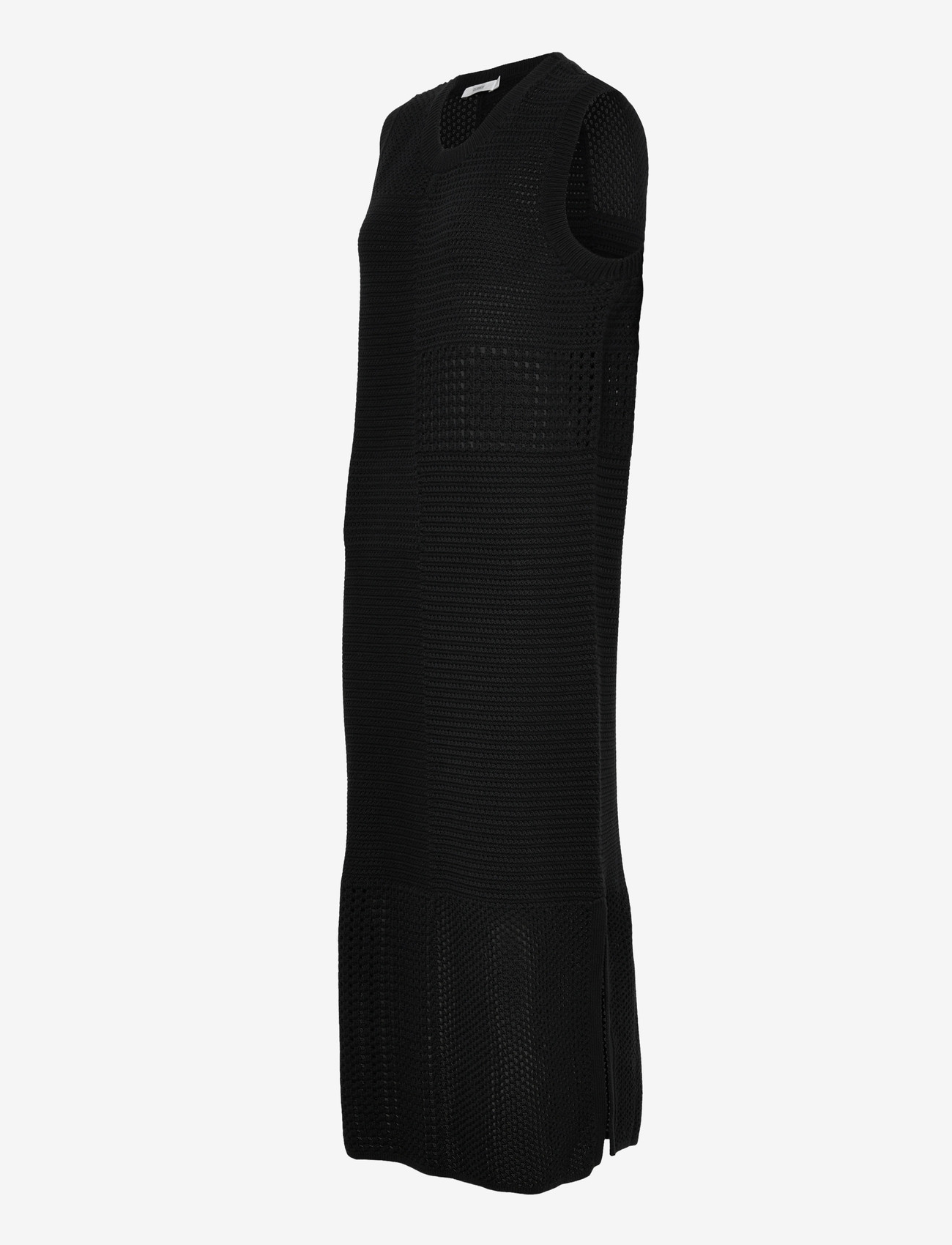 Closed Crew Sleeveless Dresses Black (Black) – 1819.30 kr – Booztlet.com