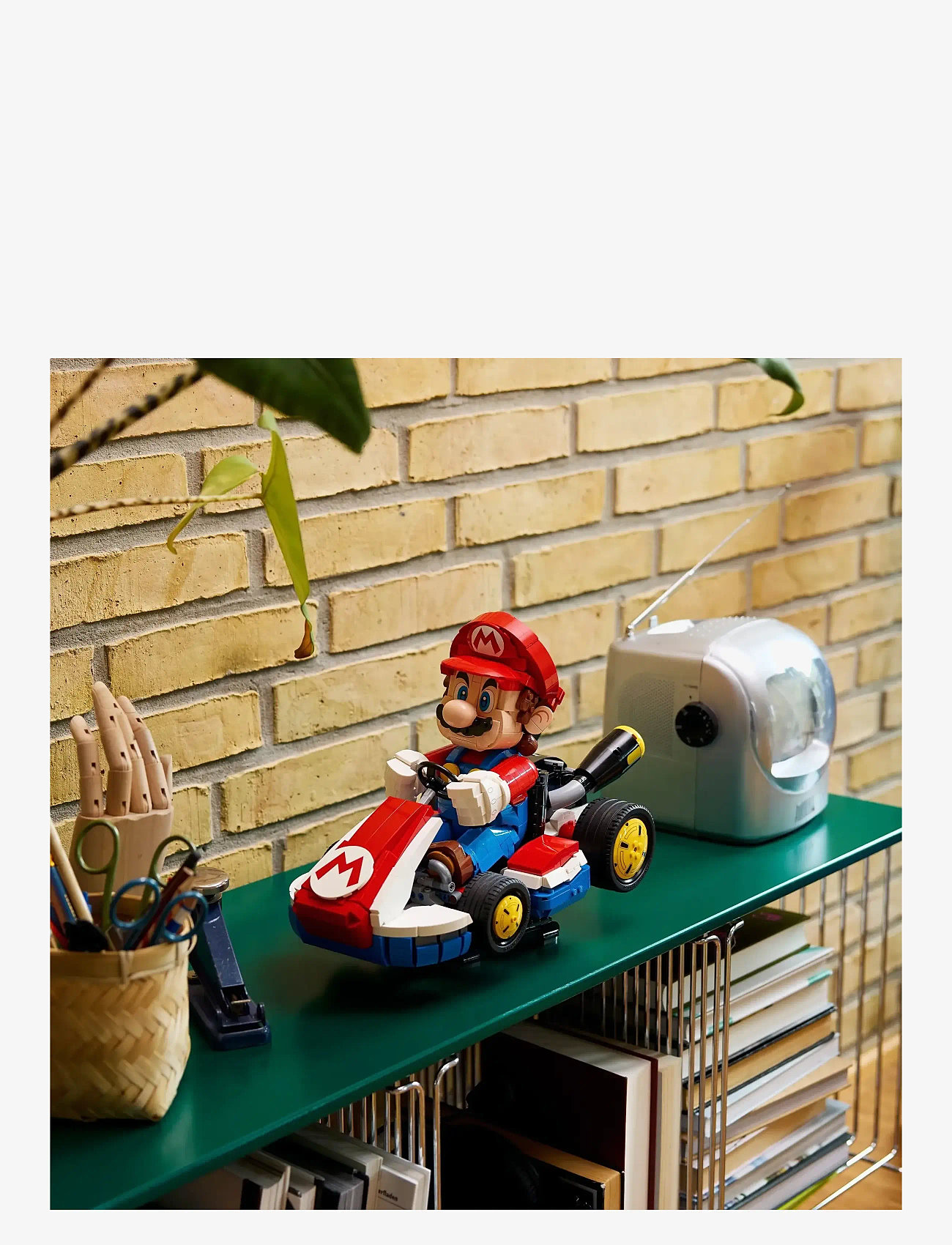 LEGO Super Mario™: Mario Kart™ – Mario & Standard Kart, Collectible ...