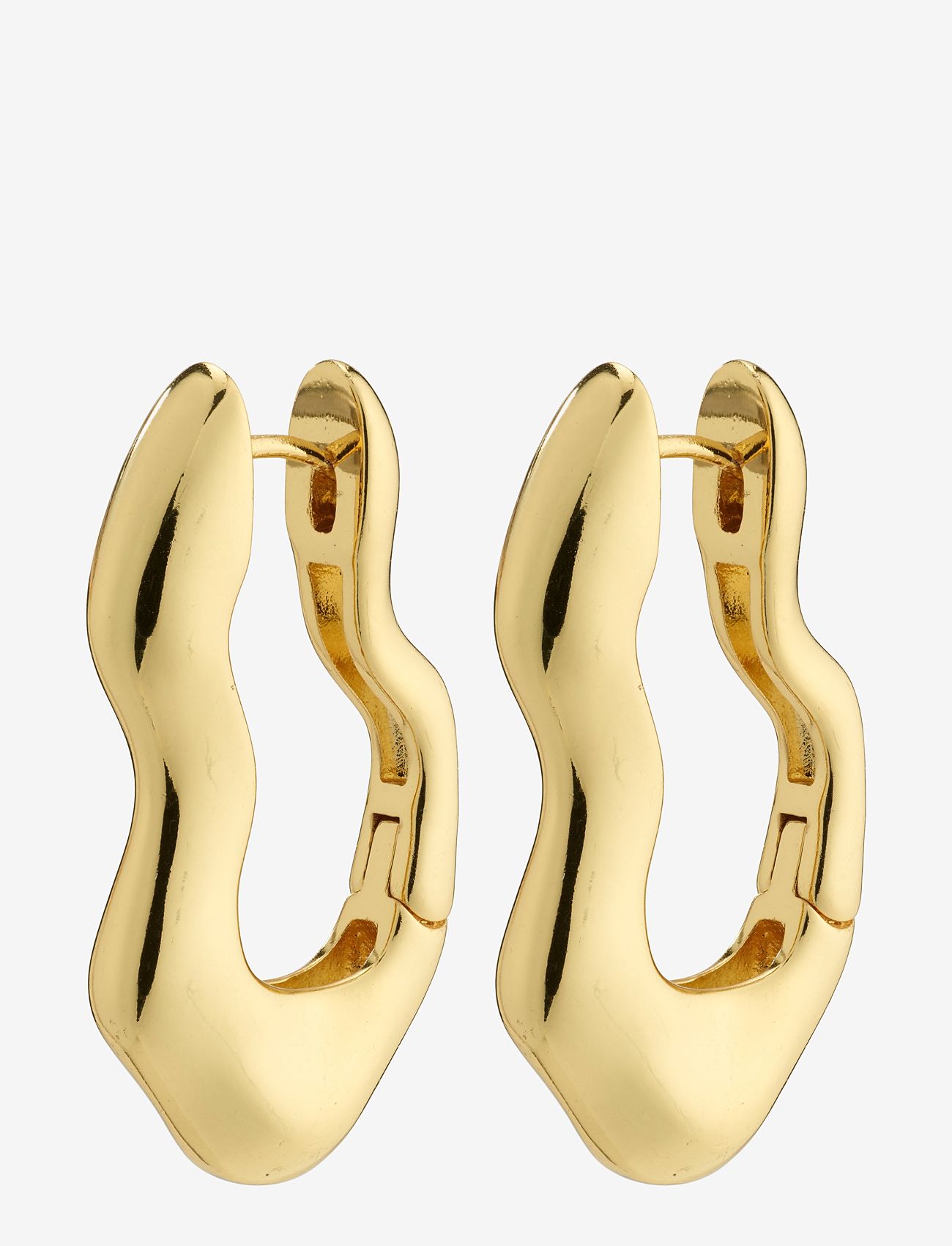 Pilgrim Wave Recycled Wavy Earrings Gold-plated - Boozt.com