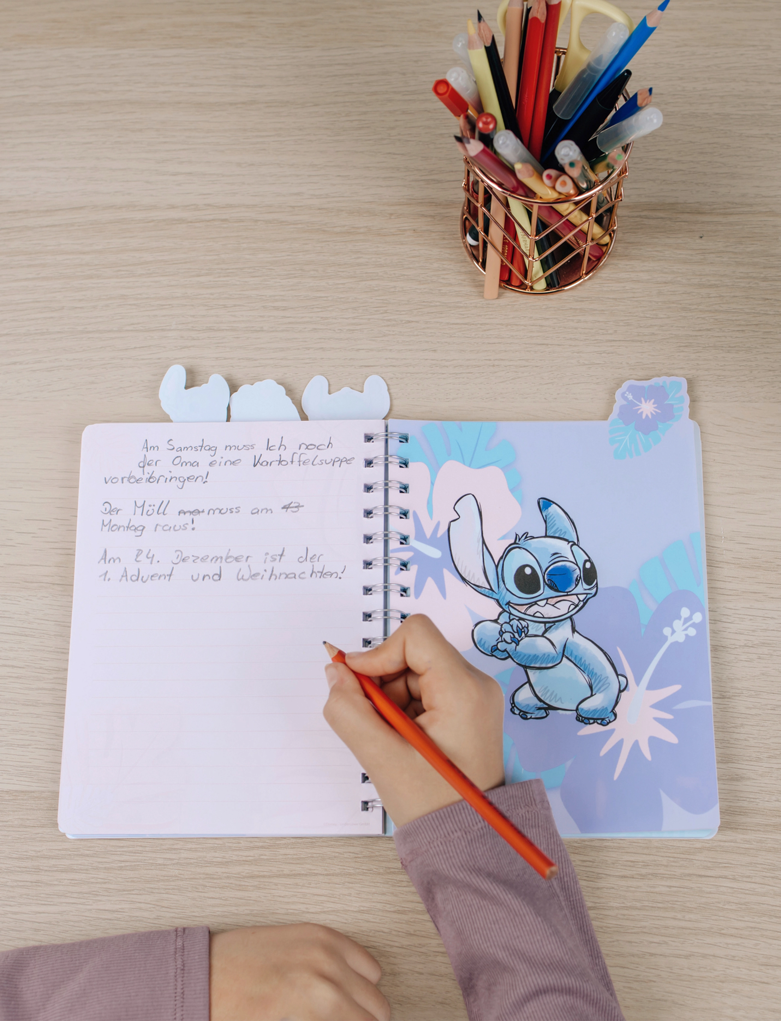Undercover Lilo & Stitch Notebook A5 - Stationery - Boozt.com